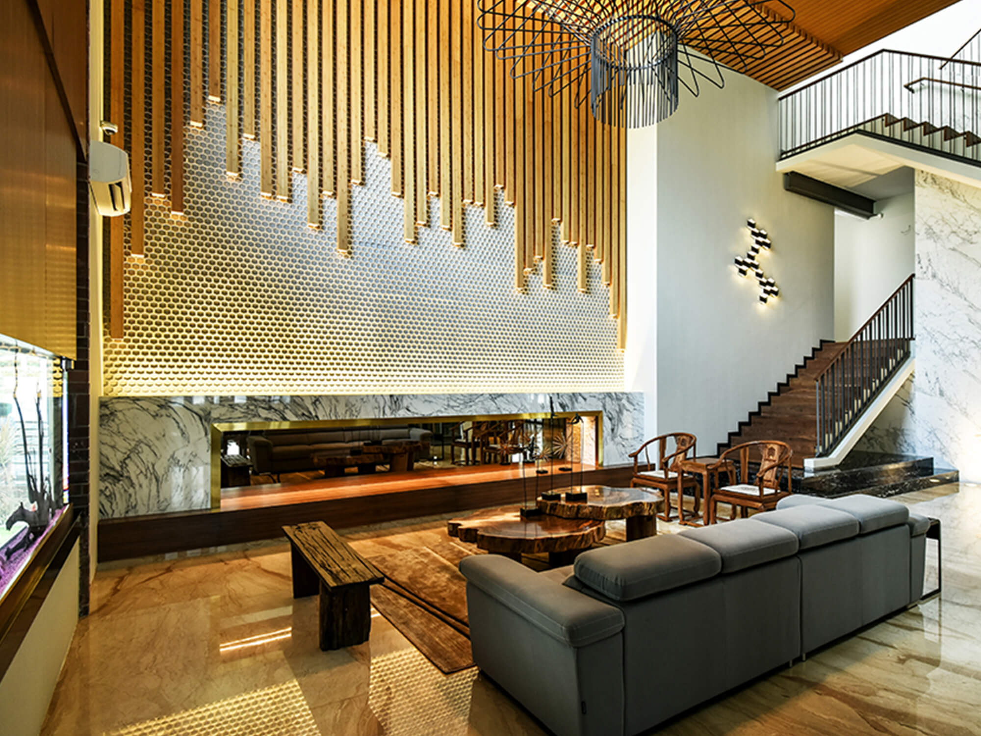 Embrace The Sense of Adventure: Big, Bold & Beautiful Interior ...