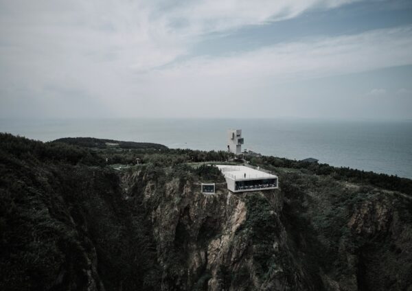 Trace Architecture Office perches cafe on Jiming Island cliff edge ...